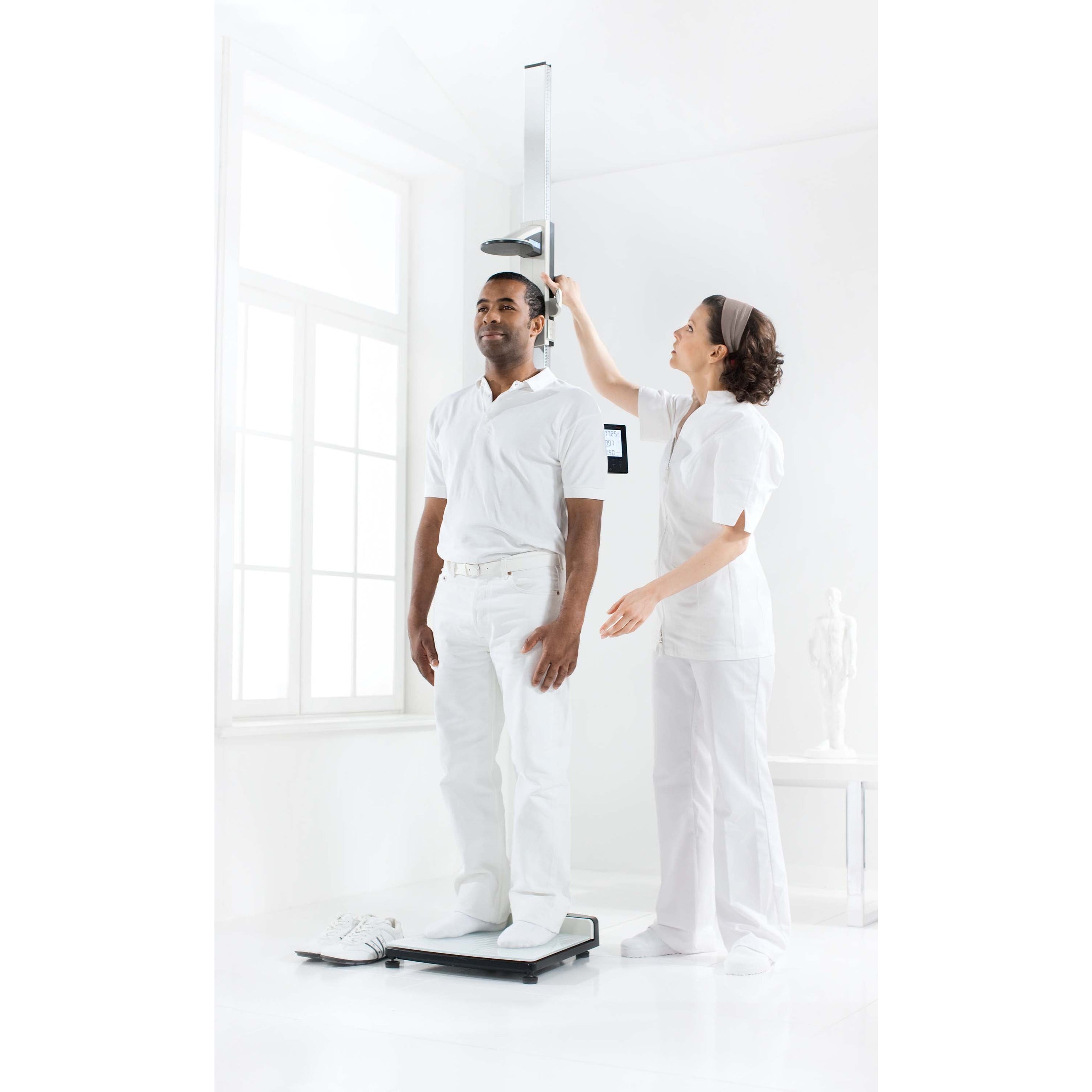 seca 285 - EMR-Validated Measuring Station for Height and Weight (Clas