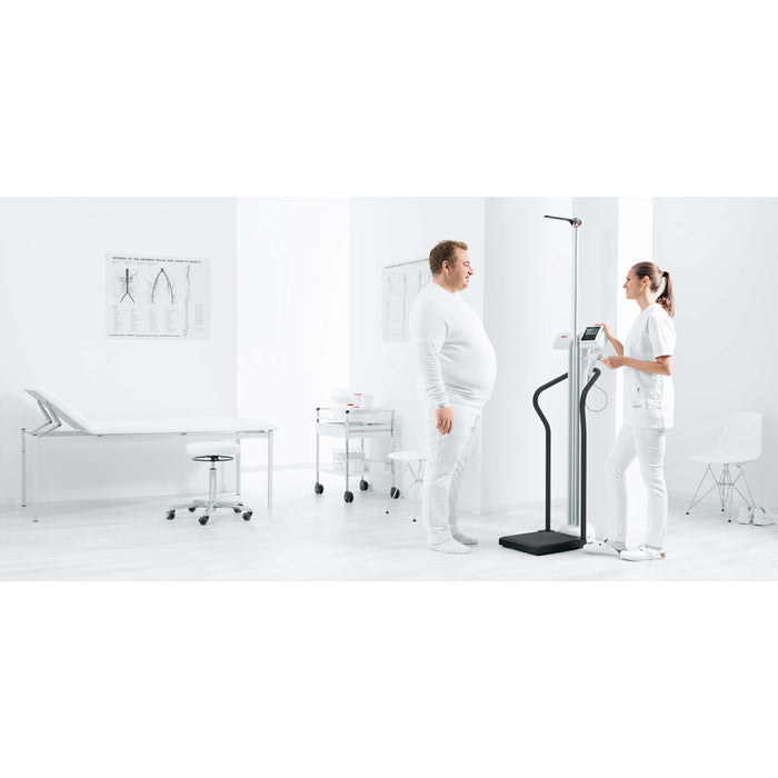 seca 787 - EMR-Validated Column Scale with Eye-Level Display