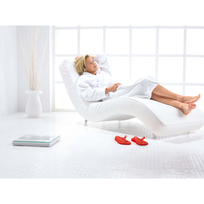 seca 807 - Digital Dersonal Scale with Extra-Flat Dimensions